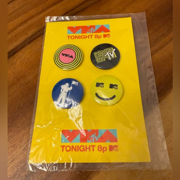MTV | Other | New Mtv Rare Collectible Buttons Sealed Set Of 4 In ...